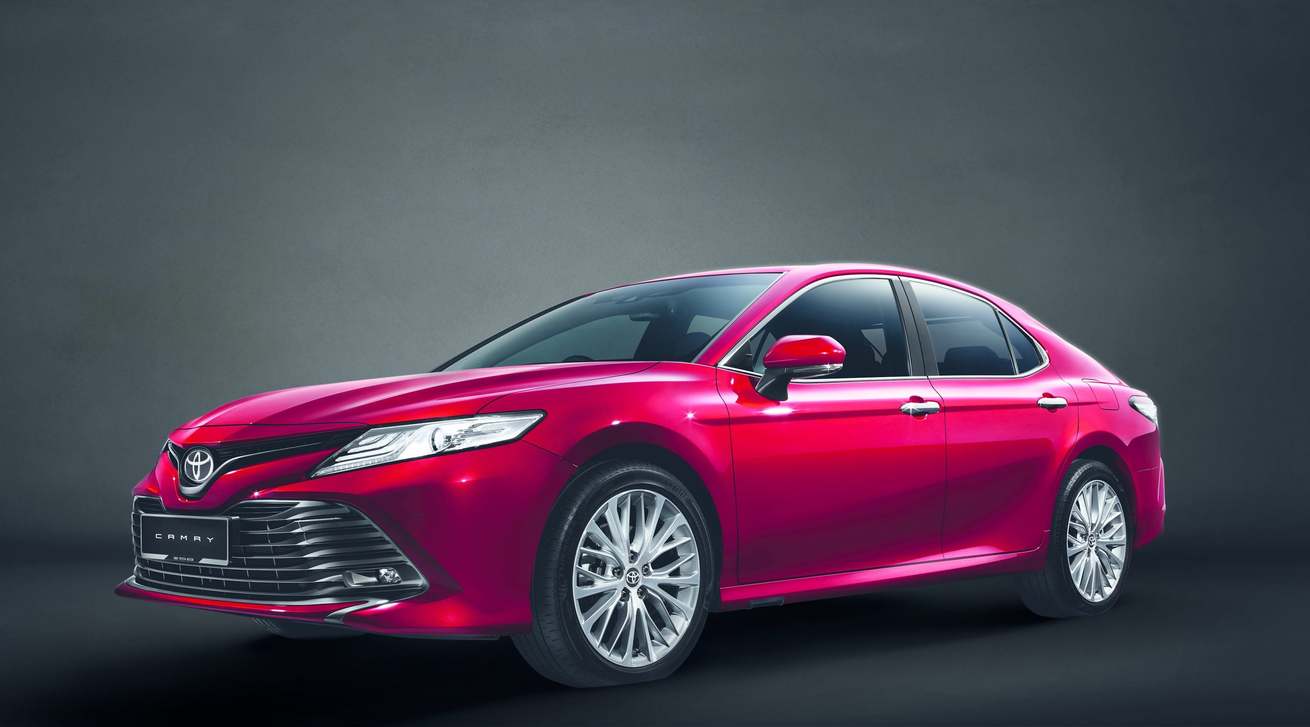 First Drive: Toyota Camry 2.5V - Men's Folio Malaysia